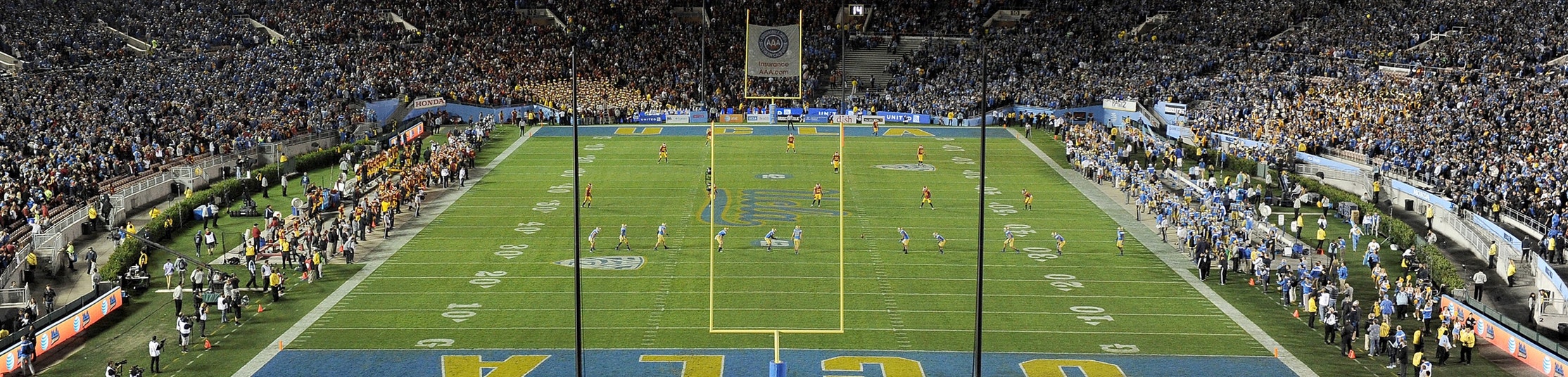 Nebraska Cornhuskers vs. UCLA Bruins - Boxscore - Live Score - November ...