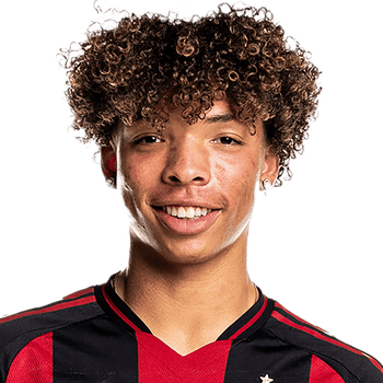 Dominik Chong-Qui Height, Weight, Age, Nationality, Position, Bio ...