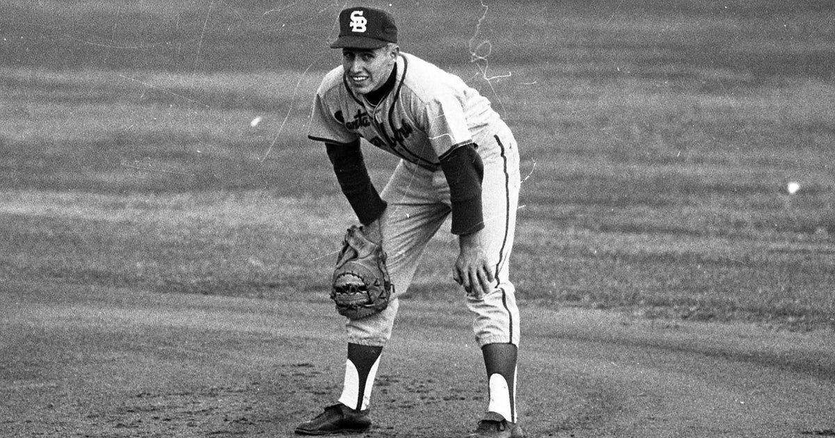 Tommy Hutton A Baseball Lifer And Enjoying Every Minute Of It Fox Sports