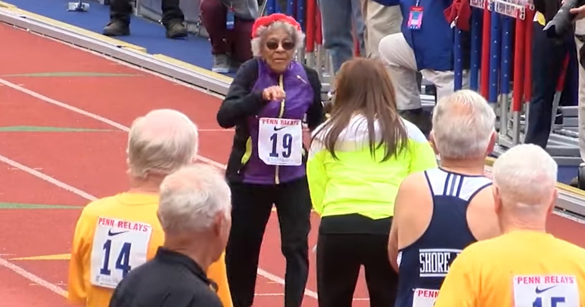100-year-old runner sets world record in 100-meter dash | FOX Sports