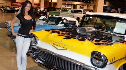 The lovely April Rose is back at Barrett-Jackson Reno (PHOTOS) | FOX Sports