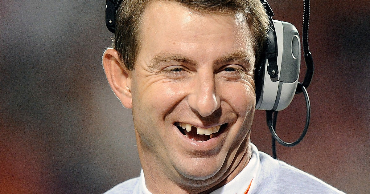 Dabo's new look? Tigers coach lets billiards champ hit ball from mouth ...